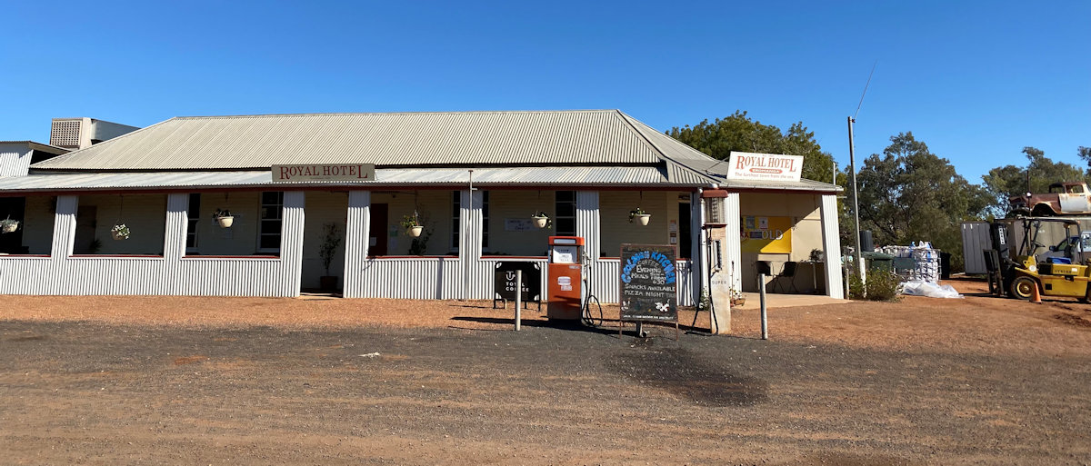 A dinosaur lover's delight: Eromanga, Queensland - Camps Australia Wide
