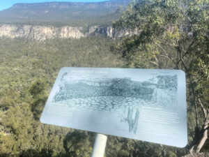 Must know tips before you hike to Boolimba Bluff, Carnarvon Gorge ...
