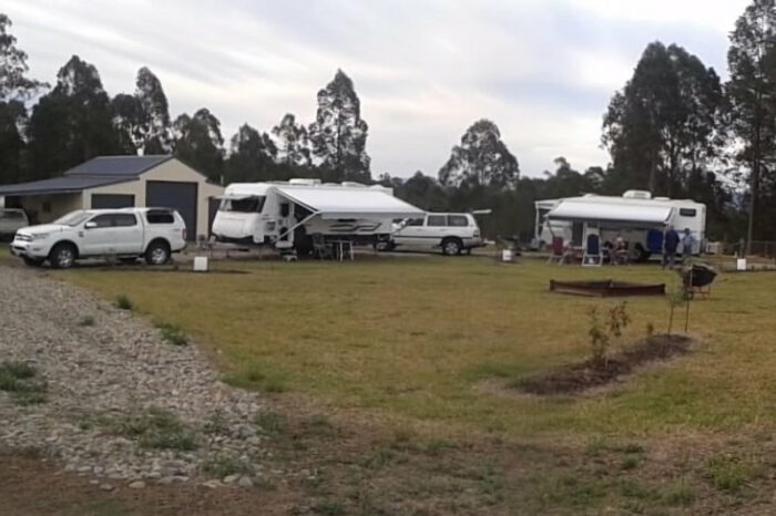 NEW Budget Camp: R & R Farm Stay, near Mallanganee, New South Wales ...