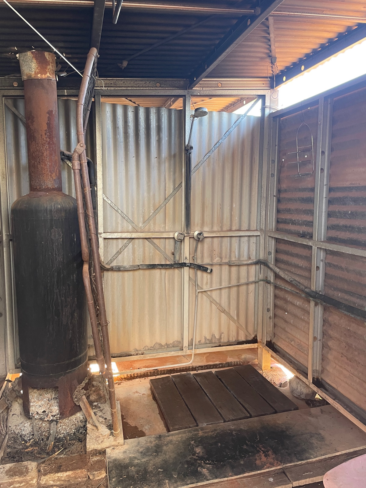 Lake Mason Homestead, Western Australia is now a free camp! - Camps ...