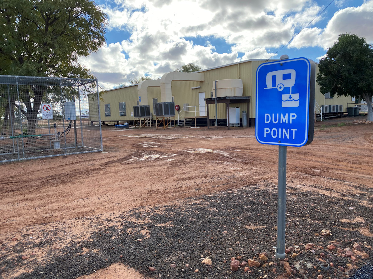 Camping 101: Dos and don'ts with toilet cassettes and dump points ...