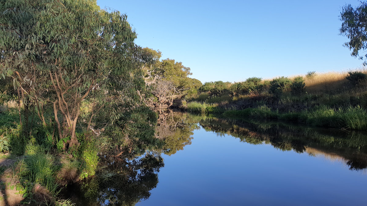 2 free camps at lovely Inverleigh, Victoria - Camps Australia Wide