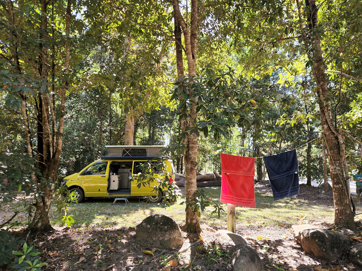 Live big, go anywhere and waterfall hopping - Camps Australia Wide