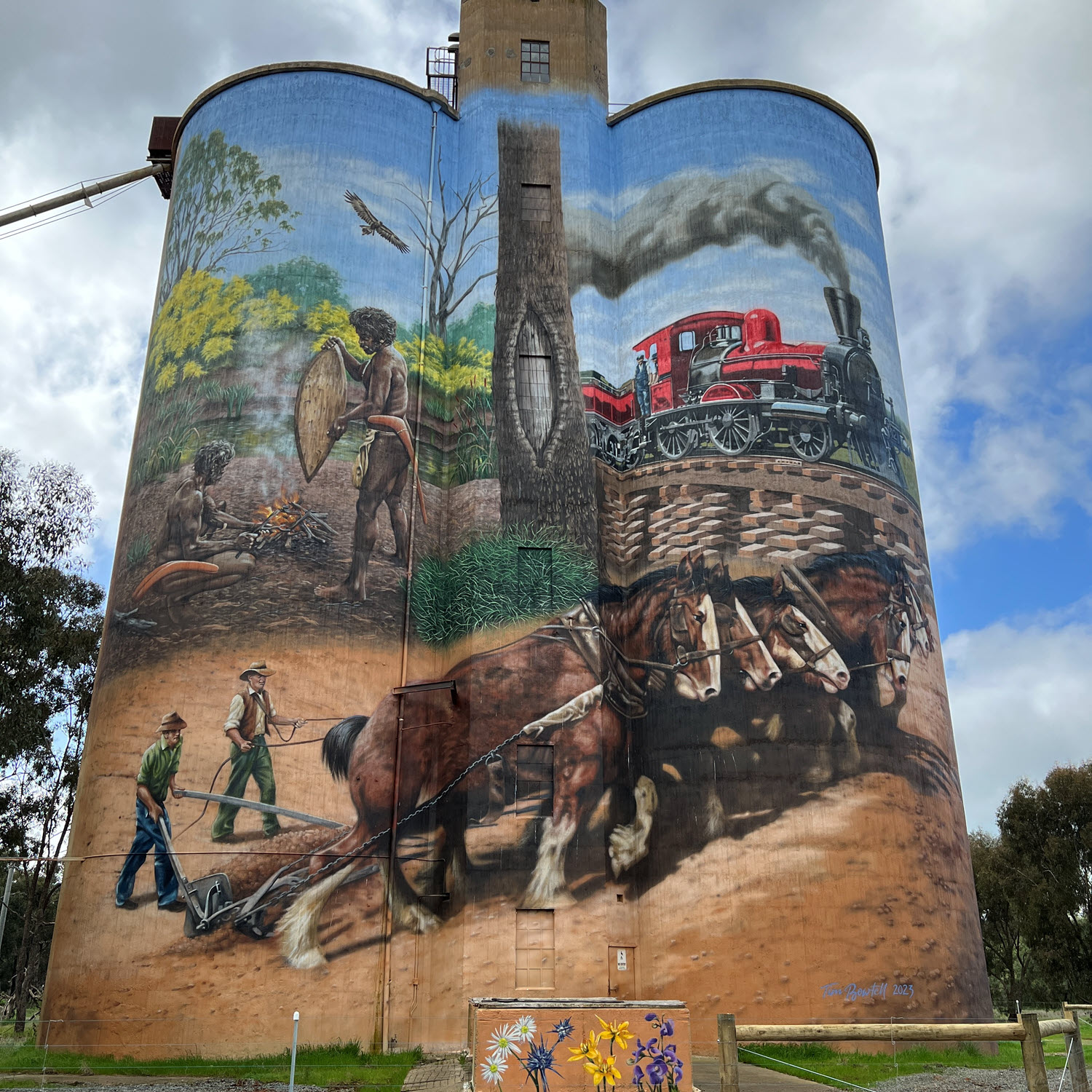Highly recommend: Silo Art Trail, North East Victoria - Camps Australia ...
