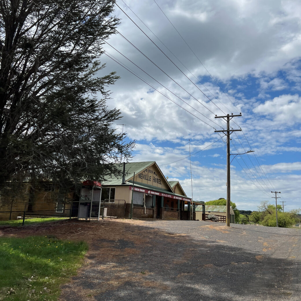 NEW PUB CAMP: Neville Hotel reopens in NSW - Camps Australia Wide