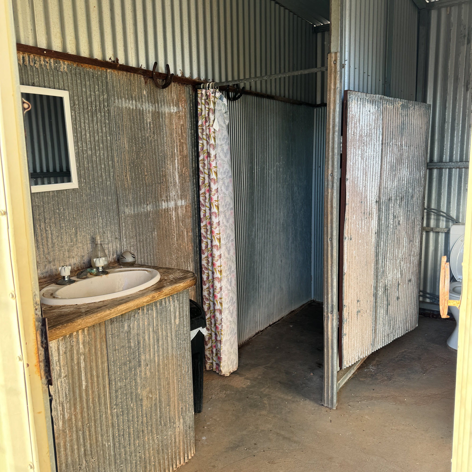 5 reasons to visit Arckaringa station on our across the centre of ...